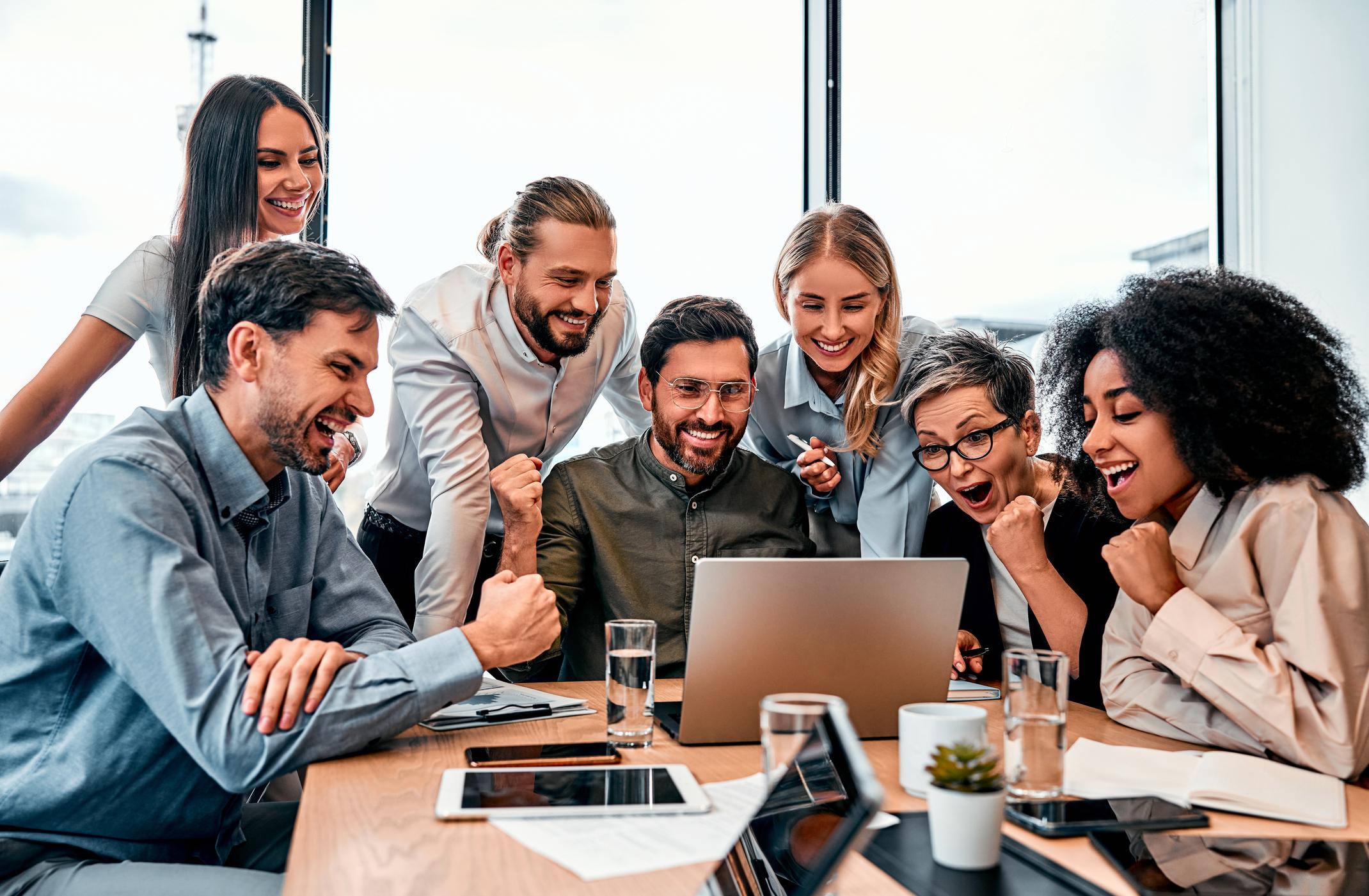 Creating a Company of Happy, Engaged Employees: A Strategic Advantage ...